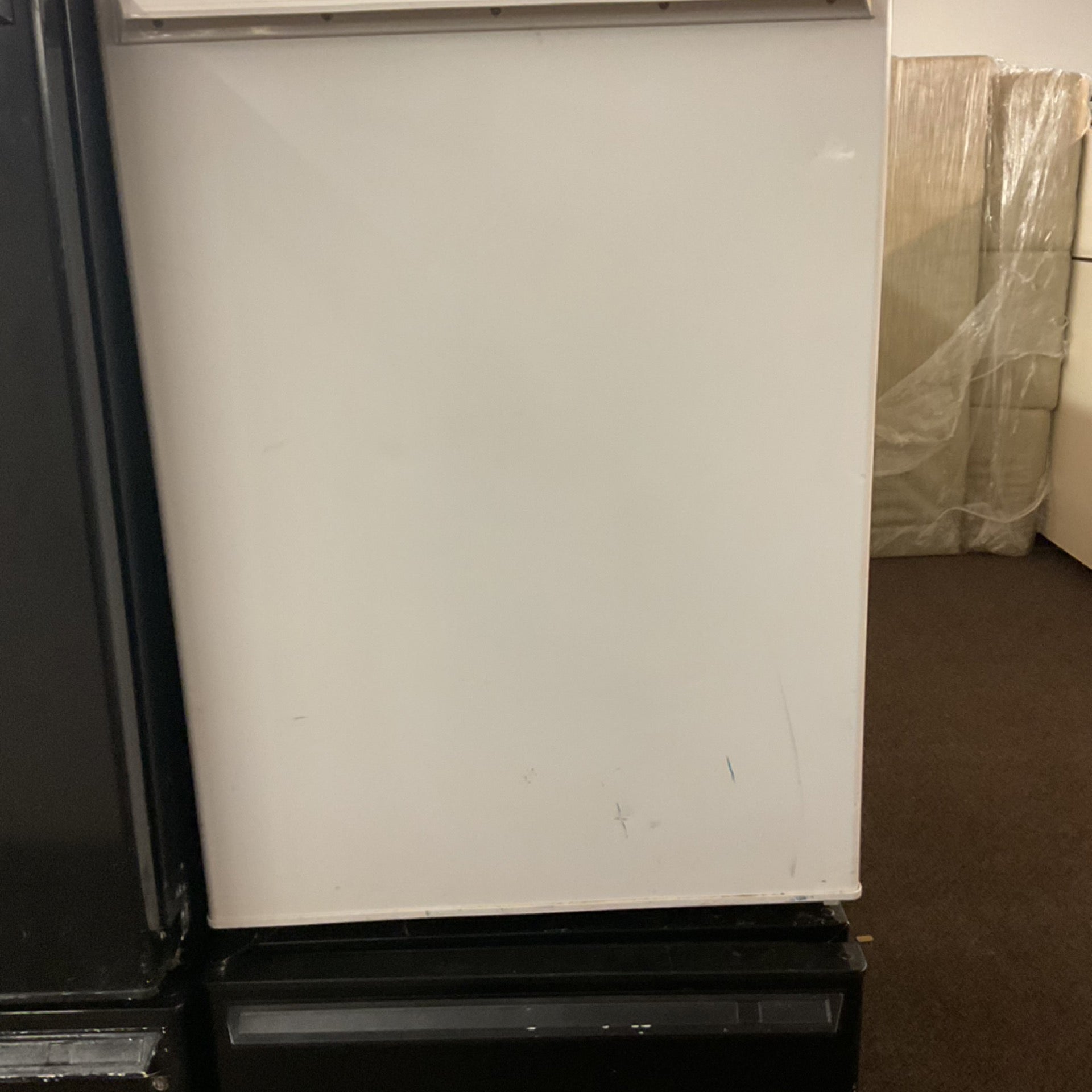 Mini Refrigerator White | Hotel Liquidation Warehouse
